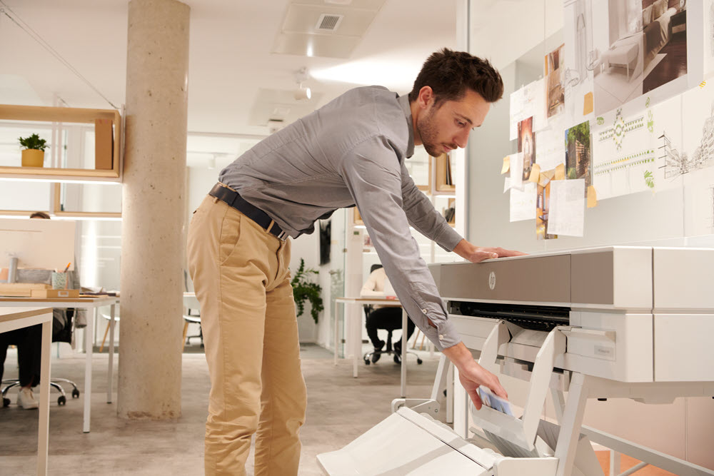 HP DesignJet XT 950 Multifunction Printer